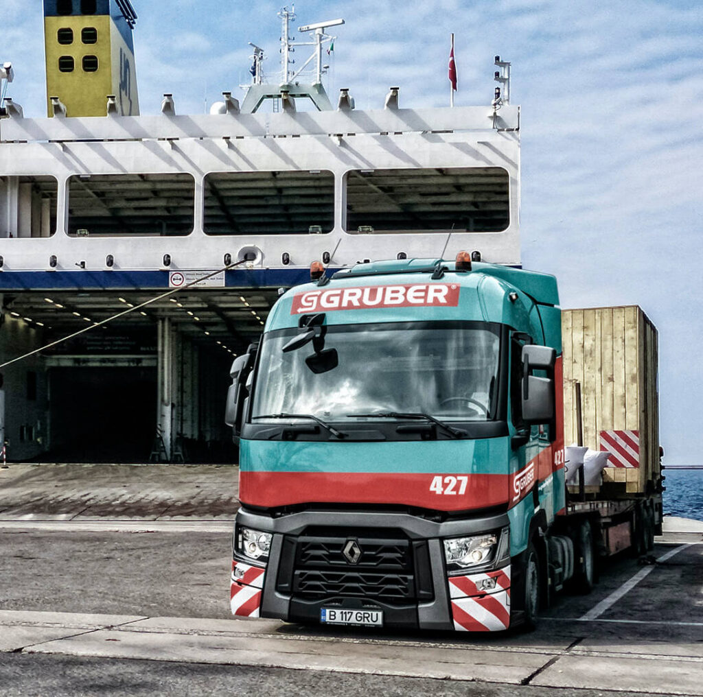 Sea and air freight and Project Cargo solutions | GRUBER Logistics S.p.A.