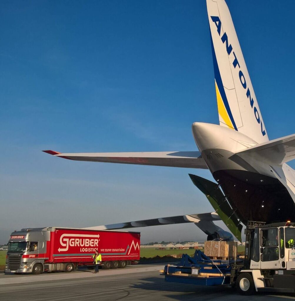 Sea and air freight and Project Cargo solutions | GRUBER Logistics S.p.A.